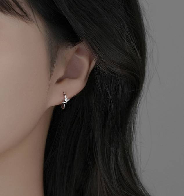 SERA 925 Sterling Silver Hoop Clip With Double Star Ladies Earrings ER073