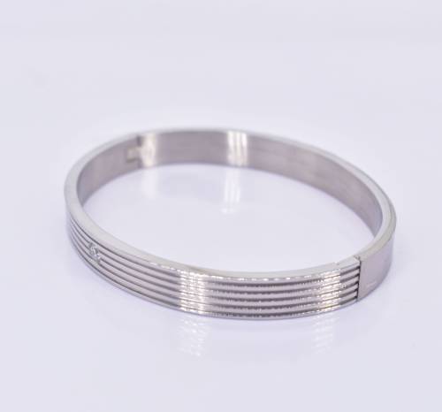 Timeless and Elegant Bangle For Men