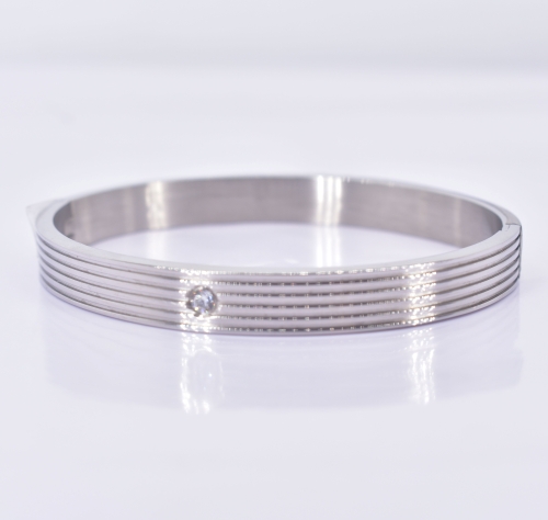 Timeless and Elegant Bangle For Men